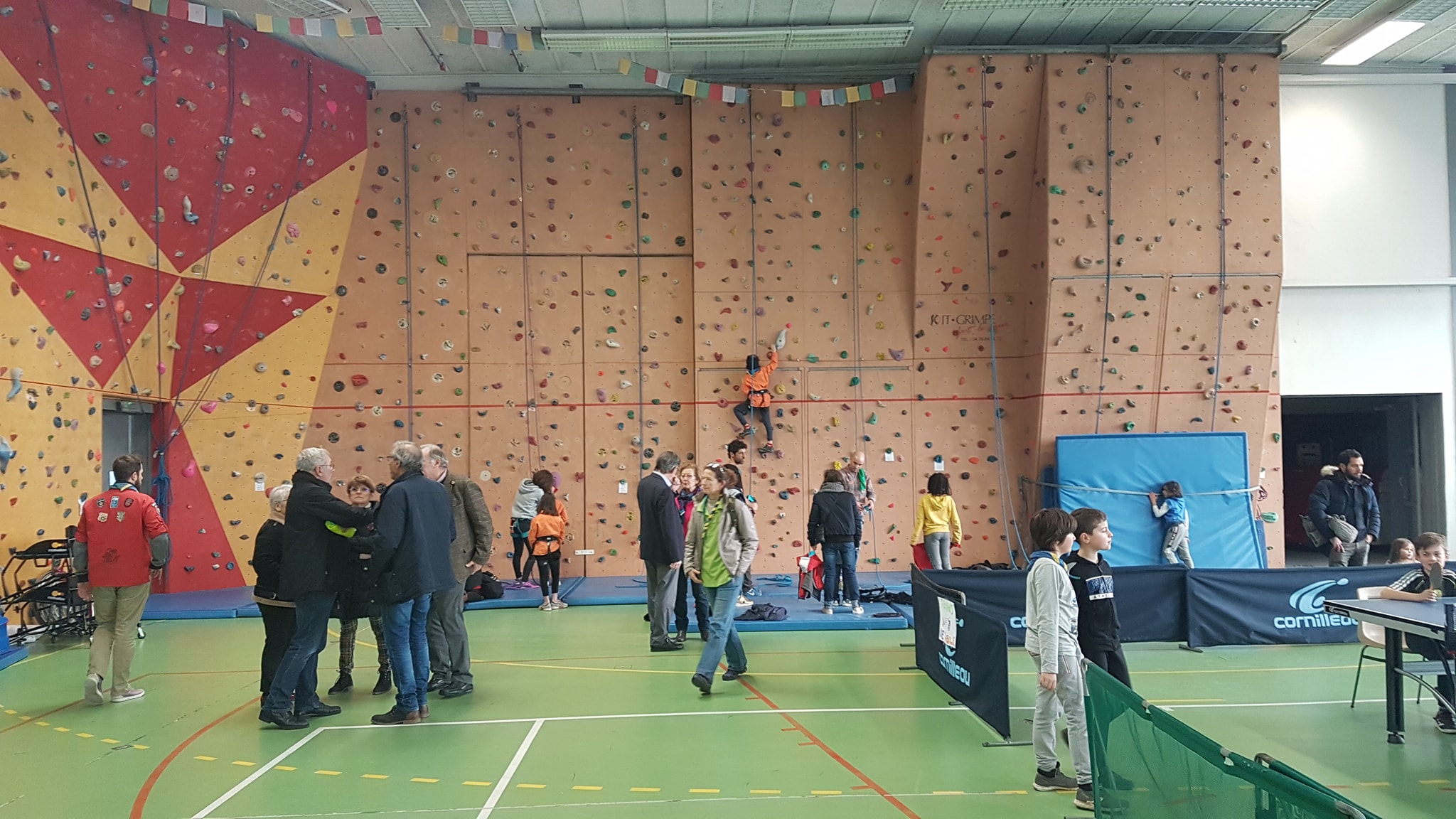 Gymnase Raymond Barlet – SAINTE-FOY-LES-LYON